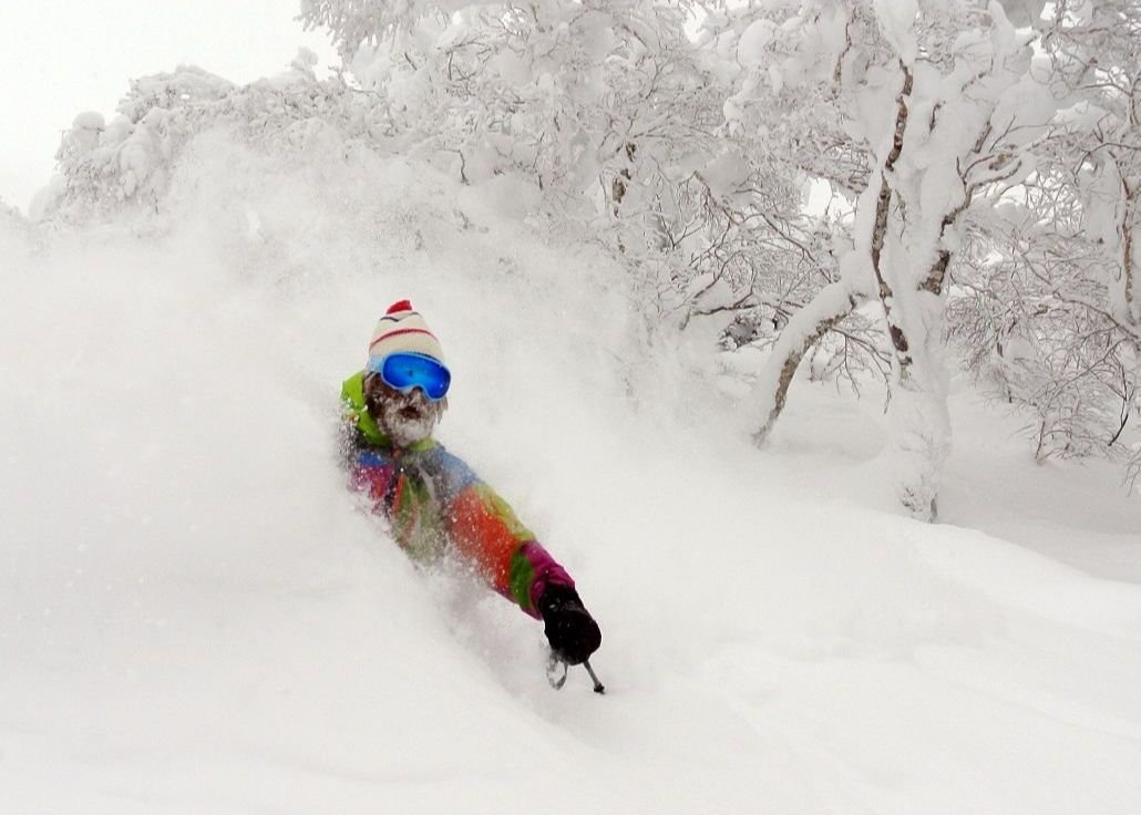 Powder skiing in Japan | Arctic Heli Skiing